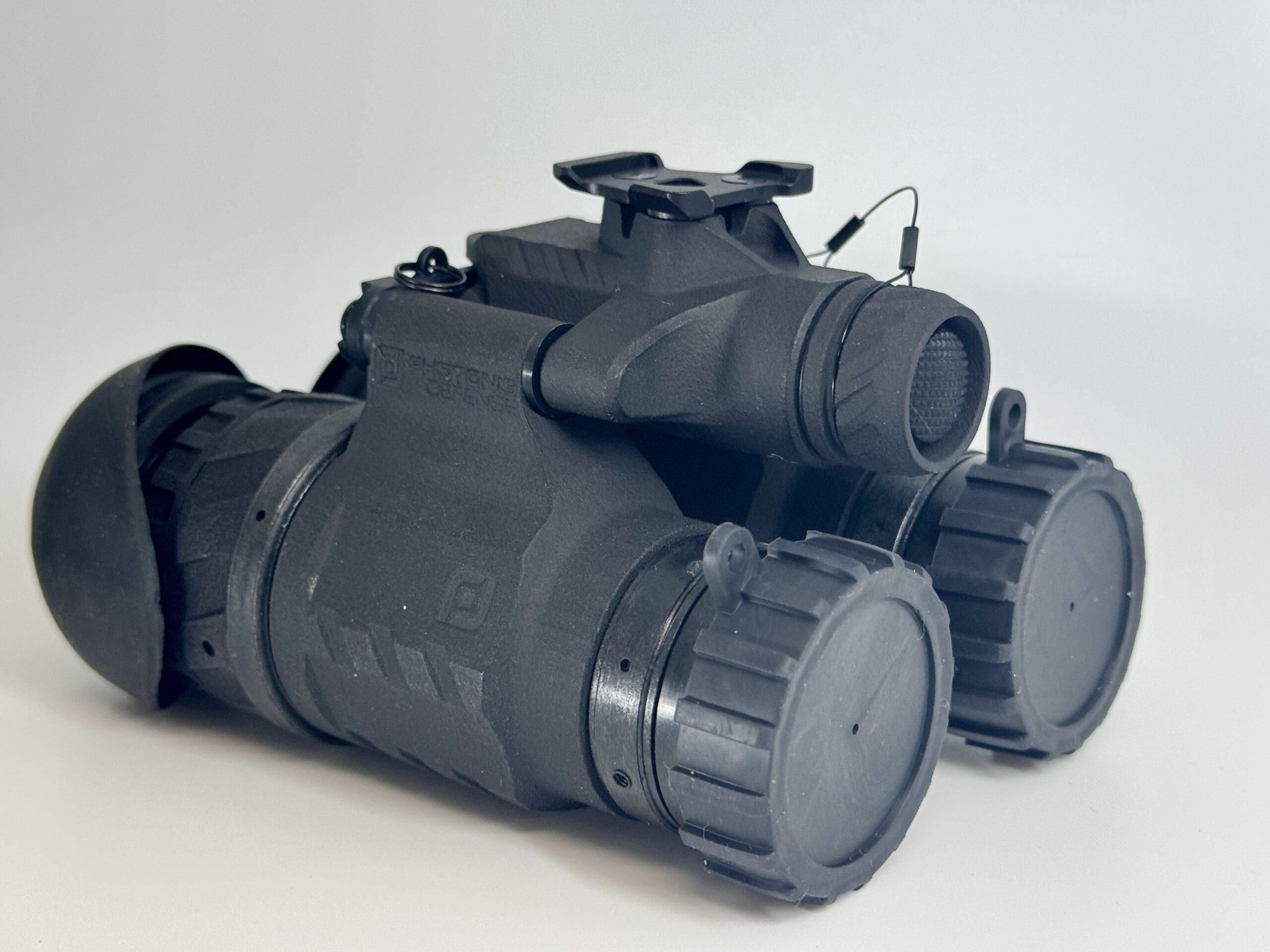 Photonis Vyper Night Vision Binocular – High Gain Autogated White Echo ...